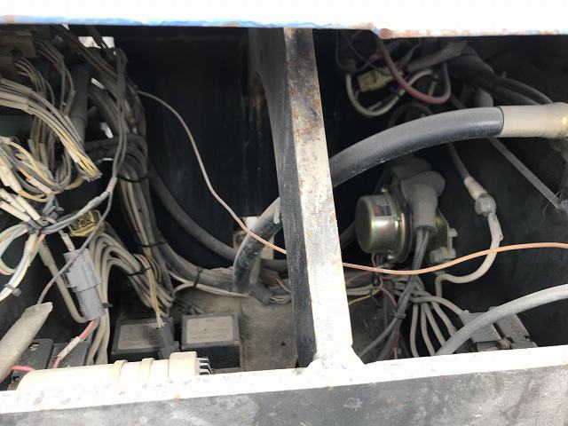 RM040-02 4mテーブルリフト｜アイチ｜高所作業車｜中古重機を探す｜中古重機・建機販売・買取・メンテナンスの中京重機株式会社