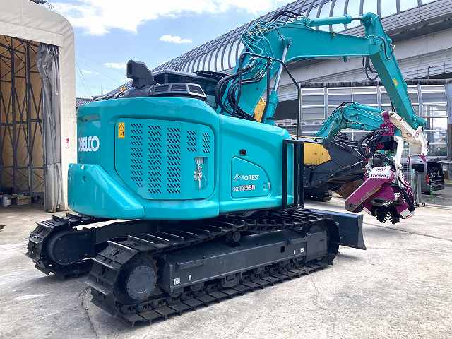 Our inventory｜We have been in the used heavy equipment sales for half ...